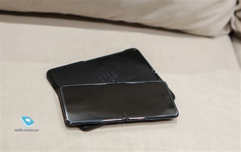 Mobile-review.com Первый взгляд на Samsung Galaxy Z Flip – второй ...