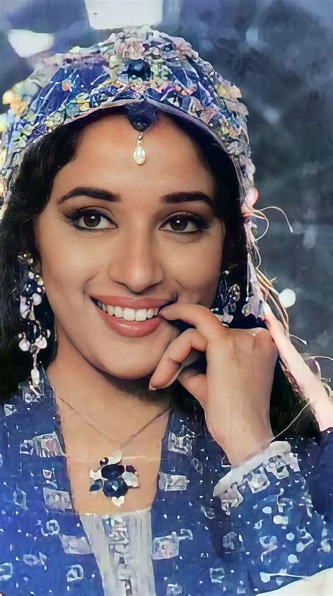 Madhuri Dixit Bollywood Actress Vintage Hd Phone Wallpaper Pxfuel