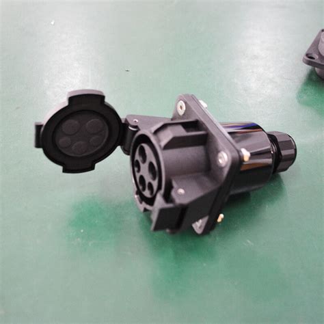 미국 표준 단상 Ac 차량 엔드 소켓타입 1 암 전기 자동차 커넥터 소켓 240v 16a32a 새로운 에너지 차량 부품