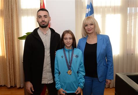 Borovinić Bojović Ponosni Na Podgoričanku Evropsku šampionku U Tekvondou Press Online Portal