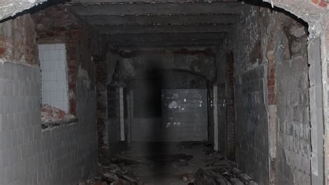 Снял ПРИЗРАКА На КАМЕРУ Ночь На ЗАБРОШКЕ Youtube