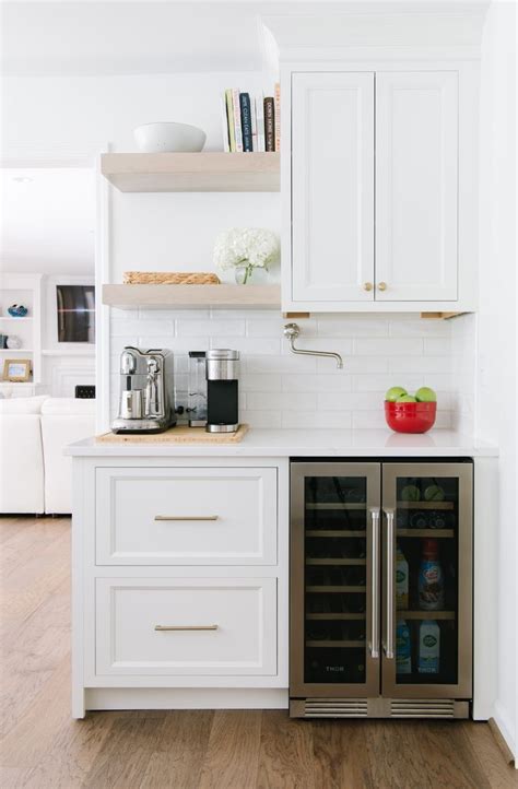 Modern Coffee Bar Decor Ideas For Home Kitchen