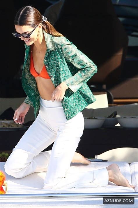 Kendall Jenner Flaunts Her Sensational Figure While Lounging On The Deck AZNude