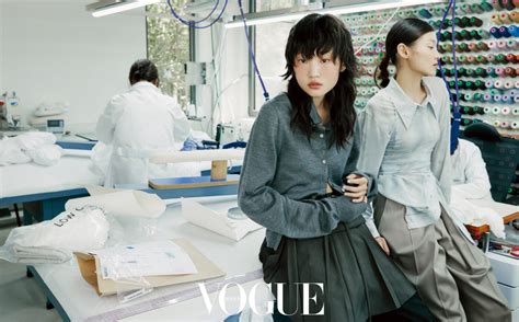 미래의 미래를 입는 일 보그 코리아 Vogue Korea