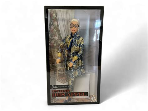Lot Barbie Styled By Iris Apfel
