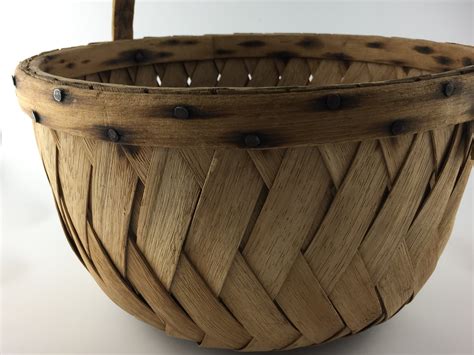 Folk Art Herringbone Weave Basket — South Road Art And Antiques