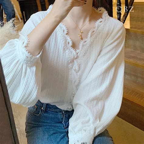 V Neck