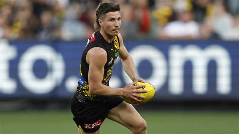 ‘thats Garbage Eagles Great Explodes As Wild West Coast Theory Emerges Au