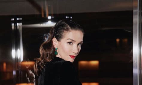 Martín Fierro Natalia Oreiro Se Destacó Con Sus Vestidos Y