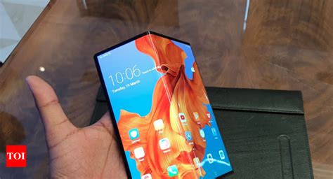 Huawei Mate X Huawei Mate X Foldable G Android Phone To Launch In India Later This Year
