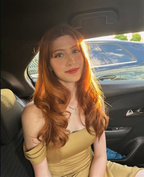 Tara Eaton Adlı Kullanıcının Redhead Style Inspo Panosundaki Pin 2025