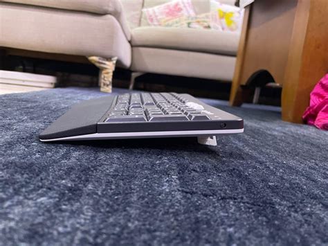 Logitech K850 Wireless Keyboard Computers And Tech Parts And Accessories