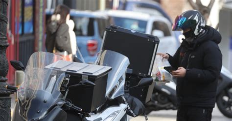 배달앱이 바꾼 자영업···‘저소득 보다 ‘고객 더 힘들다