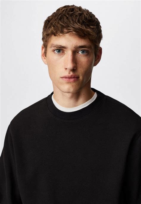 Джемпер Mango Man NOLA, цвет: черный, RTLABZ345601 — купить в интернет ...