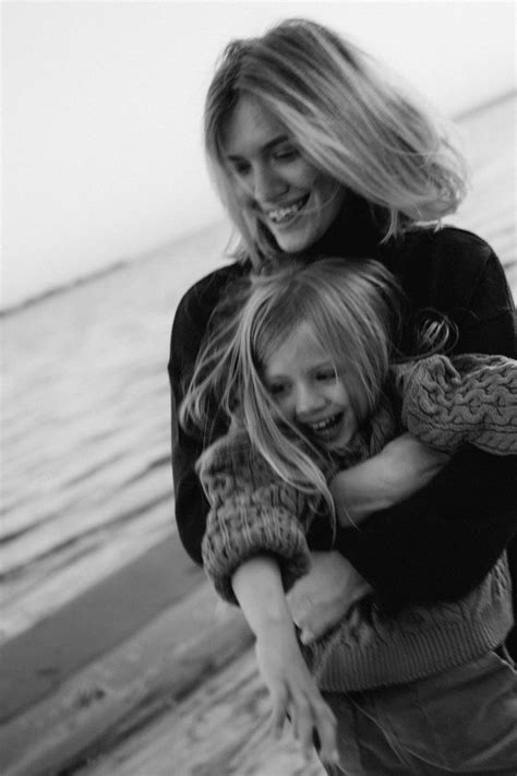 Мама с дочкой