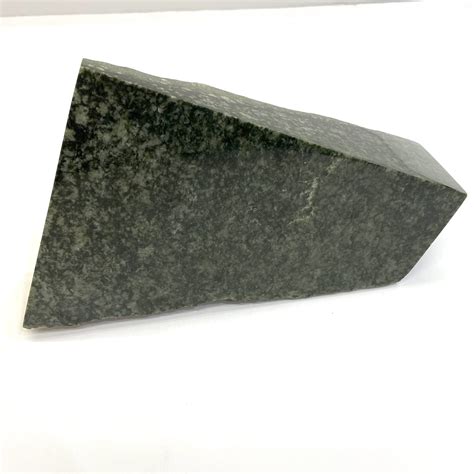 Jx1 Angular Jade Sculpture 7lbs Georarities