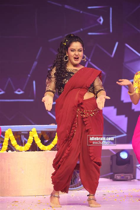 Pragathi Photo Gallery Telugu Cinema Actress