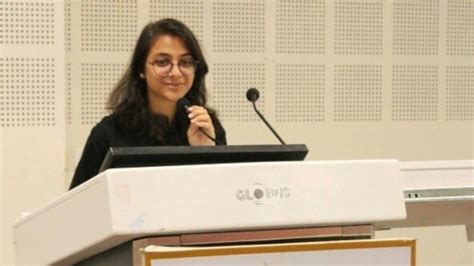 Rashi Bagga Breaks Records With Rs 85 Lakh Job Offer And Shes Not From Iit Iim India Today