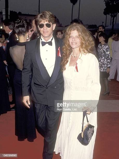 33 Photos Et Images Haute Résolution De Eric Roberts 1994 Getty Images