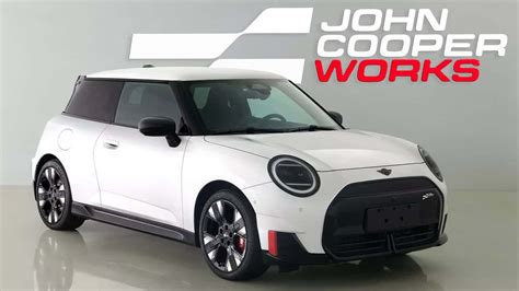 Mini Cooper JCW E 2025 découverte de la voiture électrique de 255 ch
