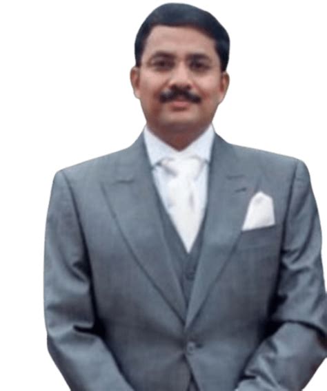 Dr Ritesh R Nayak Holy Cross Hospital