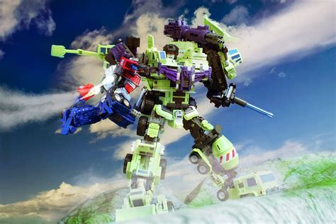 Optimus Prime Vs Devastator A Photo On Flickriver