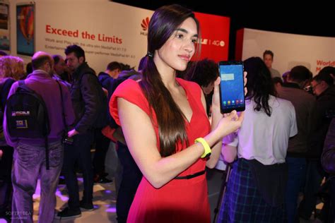 Hands On Huawei MediaPad X HD Tablet Takes On The Nexus IPad Softpedia
