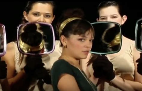 Natalia Lafourcade Si No Lo Tienes M S Lo Quieres Cuando Lo Tienes Ya No Quieres