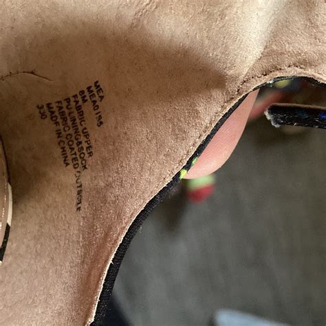 Betsey Johnson Mea Floral Cross Strap Kitten Heels 8 Gem