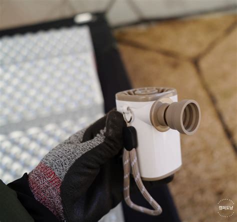 캠핑 미니 에어펌프 자충매트 바람 넣기 빼기 캠핑용품으로 추천 네이버 블로그