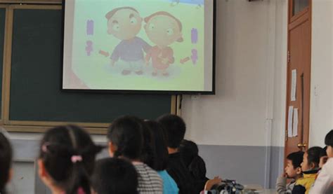 স্কুল কলেজে যৌন শিক্ষা চালুর দাবি বিশেষজ্ঞদের