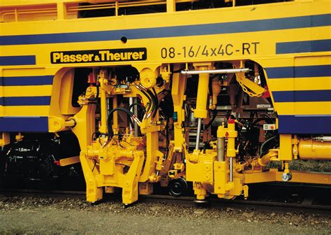 Plasser Uk Ltd Machine Universal Tamping Machines 08 16 4x4 C100