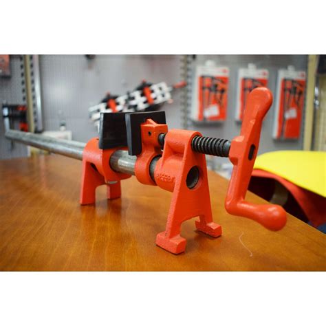Трубна струбцина Bessey Bpc H12