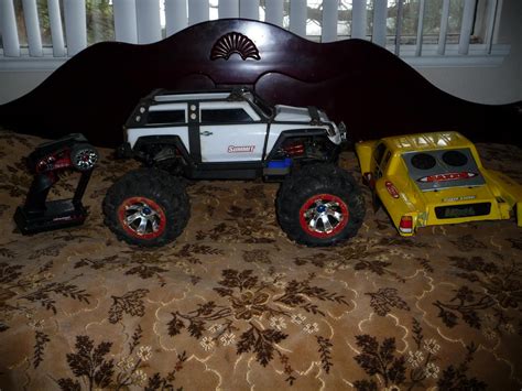 Emaxx Rtr Savage Flux Hp Slash Vxl Brushless New Summit Big Joe New Tmaxx Tt R C Tech