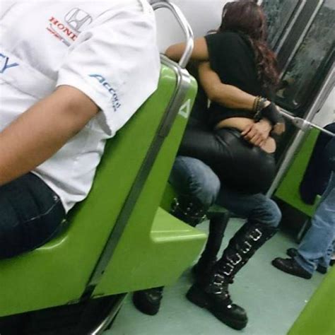 Las Cosas M S Raras Que Te Encuentras En El Metro De La Cdmx