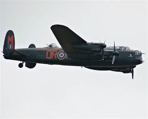 Avro Lancaster Pictures Wallpaper 1280x1024 34168