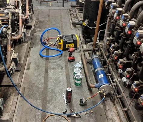 Changing Liquid Filter Drier Cores Tip HVAC Babe