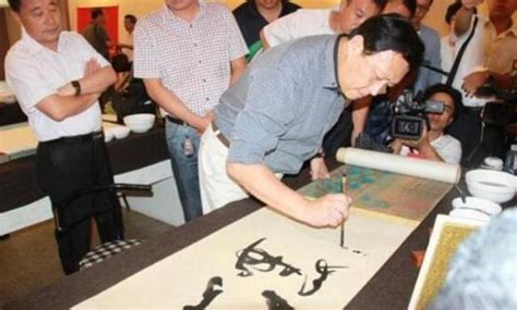 69 Year Old Tang Guoqiangs Recent Photos Are Rarely Exposed Eye Bags Are Oversized And The