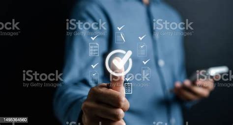 체크리스트 품질 보증 또는 Qa 및 품질 관리 또는 Qc 및 개선을 통한 품질 관리 표준화 인증 규정 서비스 및 표준 준수 검사