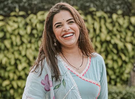 Mitali Mayekar In Bathing Suit Says Yo Soy Fiesta — Celebwell