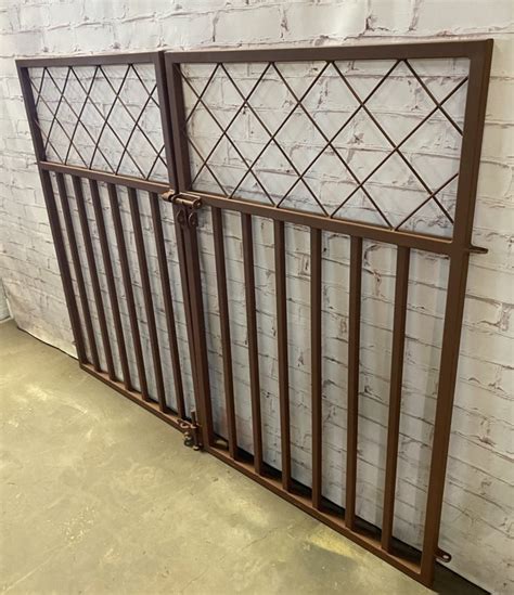 Metal Henry Double 4t X 64w Entrance Gate