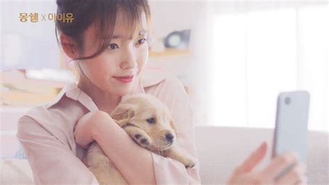 아이유와 촬영중 카메라 의식  인스티즈 Instiz 이슈 카테고리