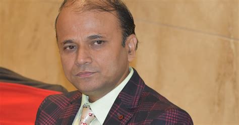 picturegallery of deepak kapoor