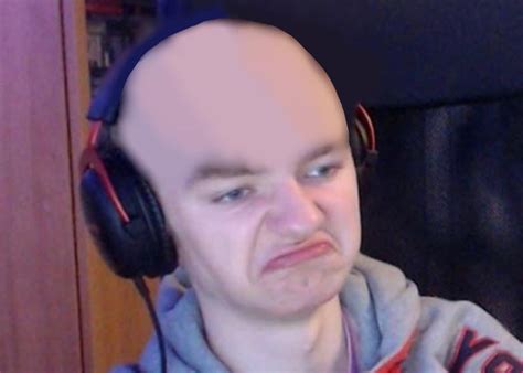 Drew A Face Realized It Looked A Bit Like Tommy I Cant Draw Hair So