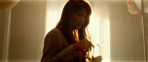 Mukhachitram Ayesha Khan Telugu Movie