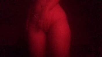 Joven Gordita Caliente Bailando Frente A La C Mara Xvideos Com