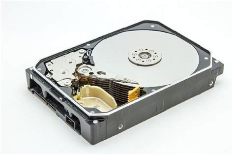 What Is An Hdd Form Factor Hard Disk Drive Form Factor Definition From Techtarget