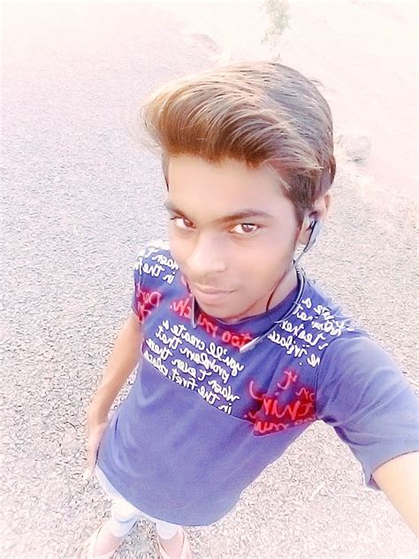 Pin On Whatsapp Dp Images T Shirts For Women Women S Top Women