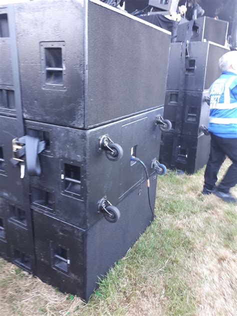 Cardioid Bass Arrays Acoustic Services Cardioid Bass Arrays Acoustic Services