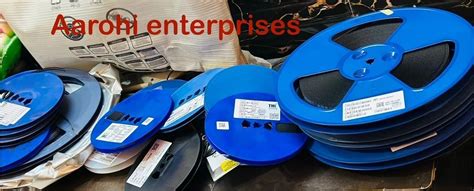 Microchip Microcontroller Dip Smd Ic At ₹ 65piece Sector 48 Faridabad Id 2853361612562